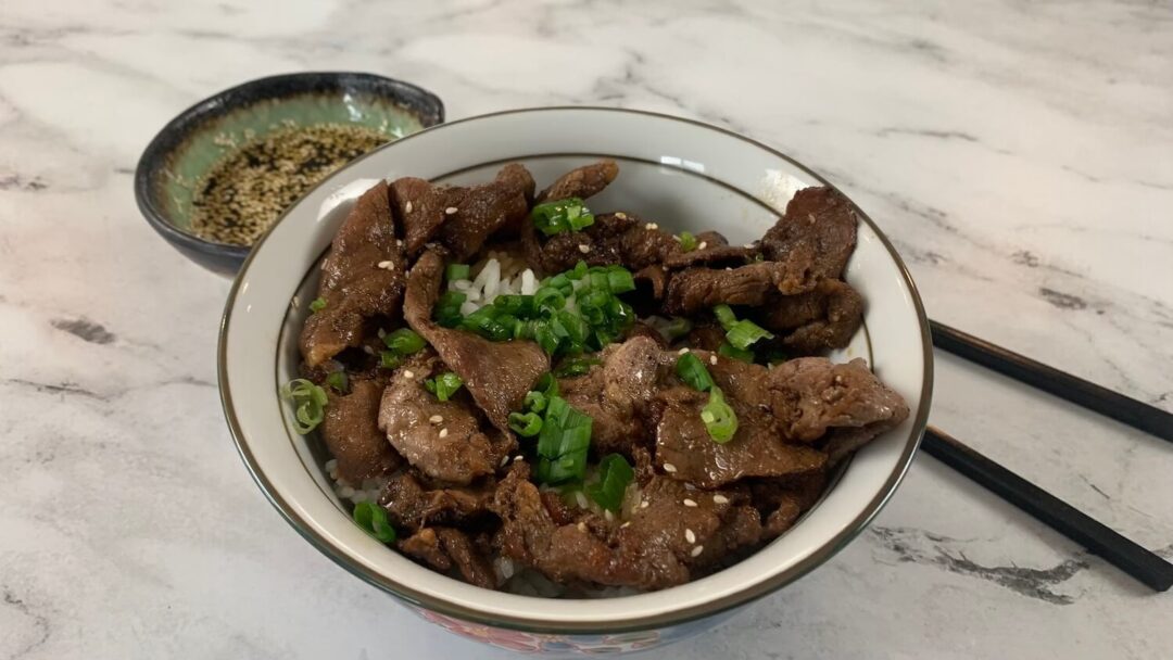 Yakiniku Beef in a Cast Iron Skillet (with VIDEO) | FeedMeBetter