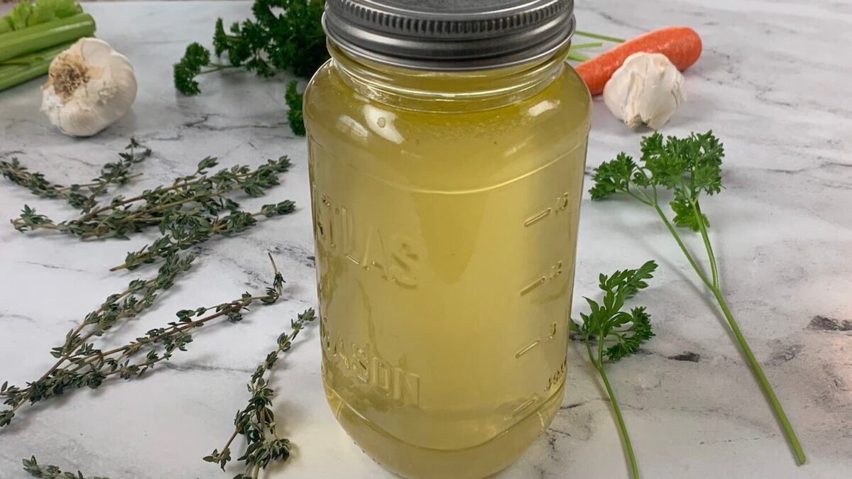 The 15 Best Substitutes for Beef Broth | FeedMeBetter